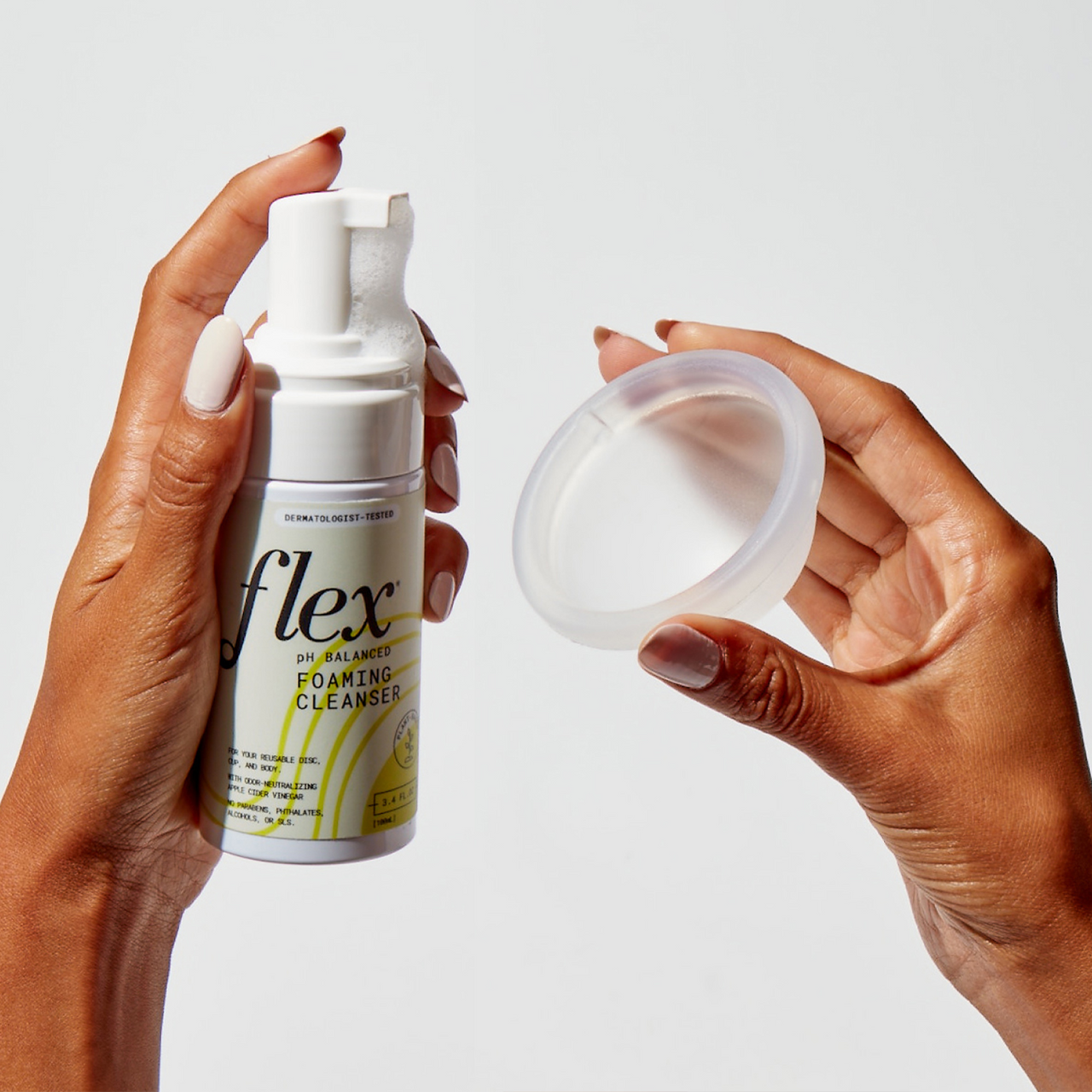 Reusable Disc Starter Bundle: Menstrual Disc, Wash, Wipes | Flex®